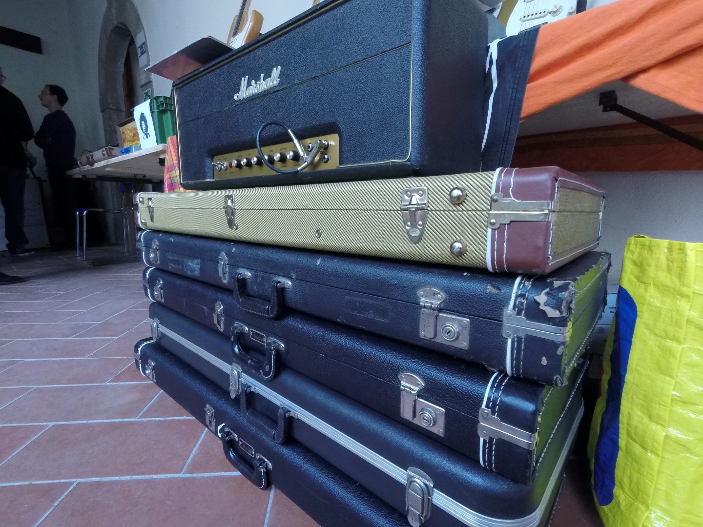 Le chitarre Fender vintage di scena a Roma