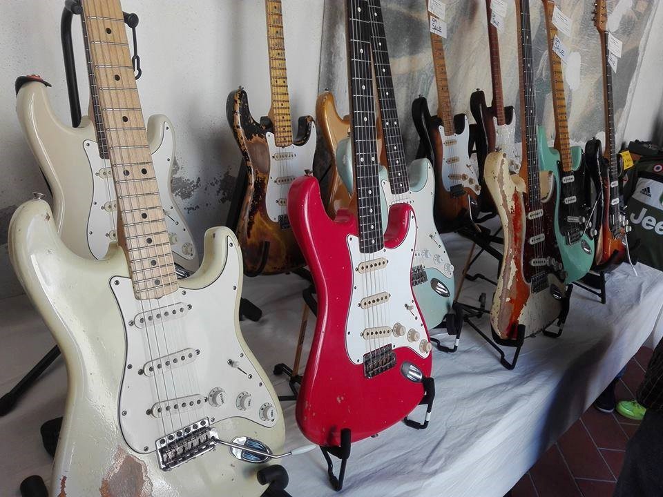 Le chitarre Fender vintage di scena a Roma