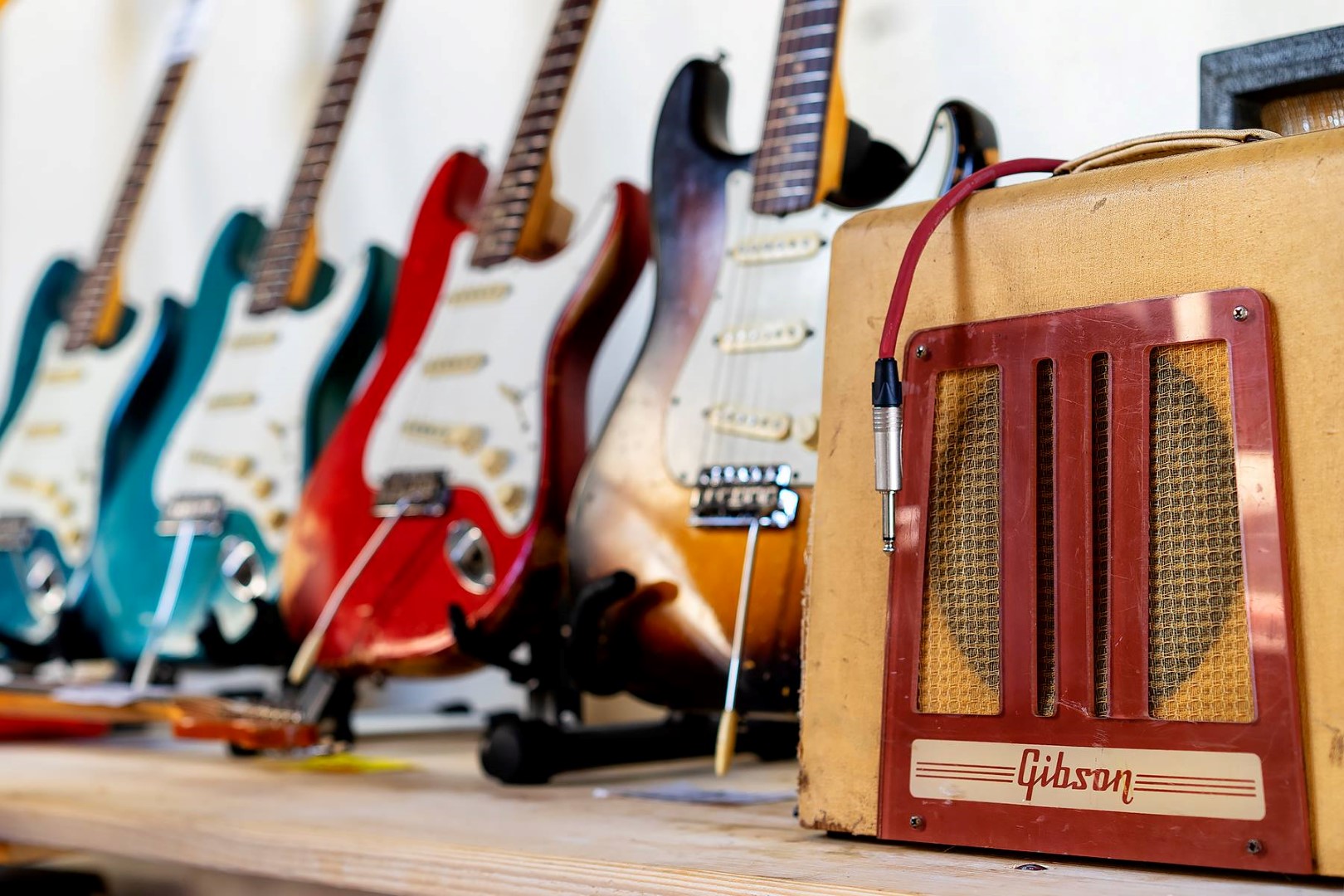 Le chitarre Fender vintage di scena a Roma