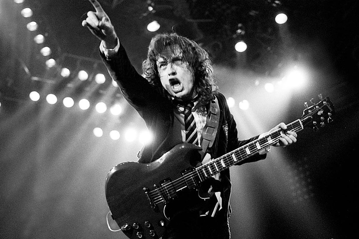 Angus Young festeggia i 63 anni con un nuovo album?