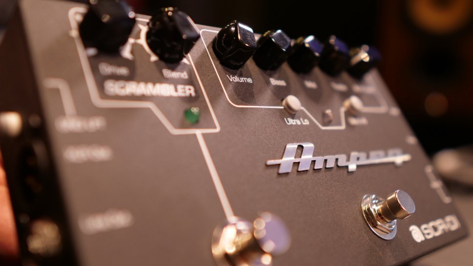 Testiamo la Ampeg SCR-DI, direct box e preamp con overdrive