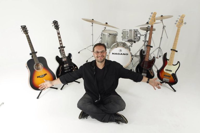 Composizione internazionale interattiva, fare musica a distanza ...